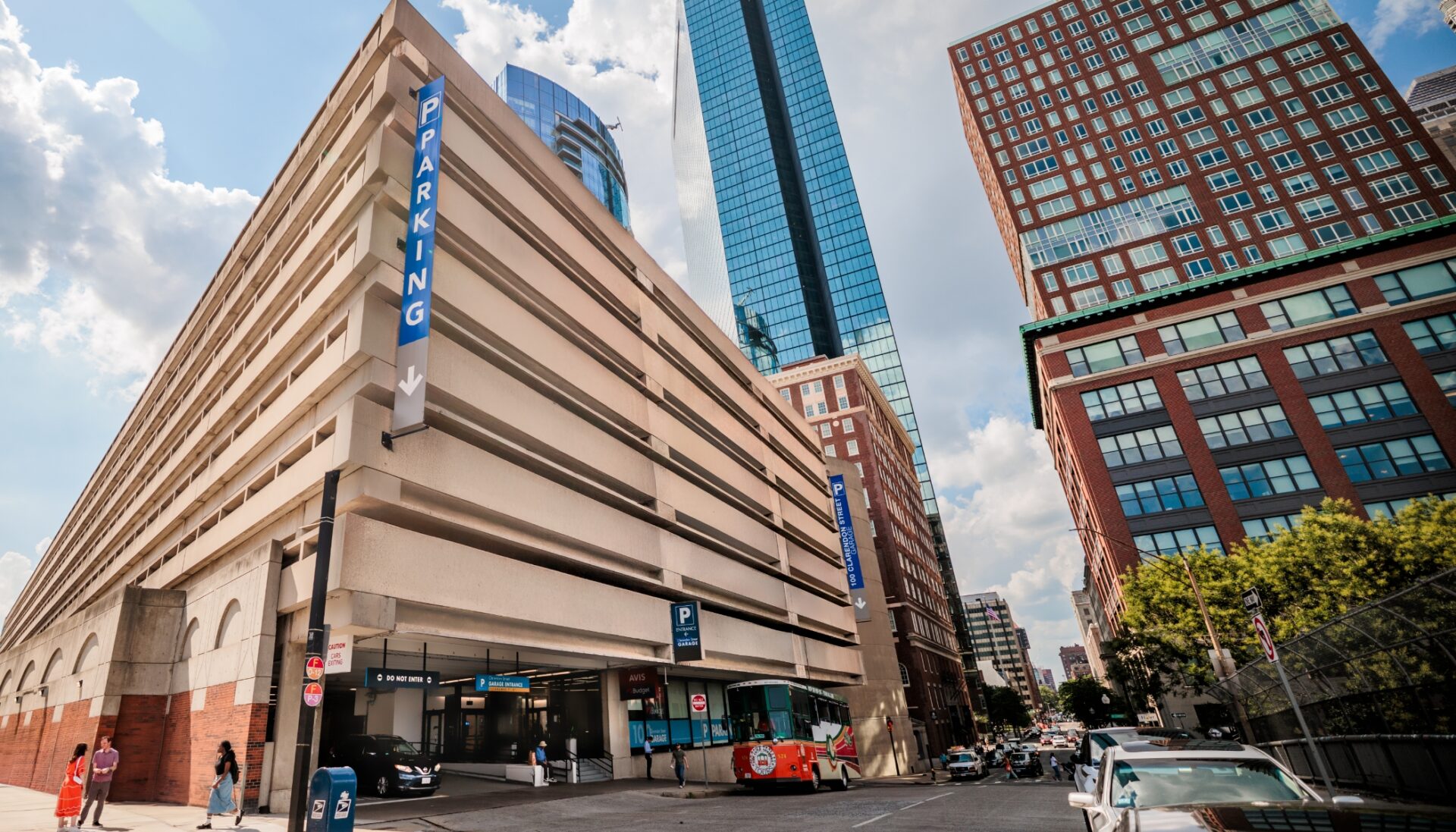 Parking in Back Bay Boston | 100 Clarendon Street Garage